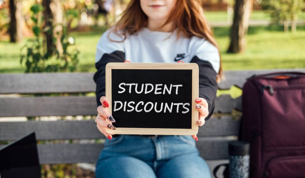 Student Discounts All Over the Globe: A Helpful Guide for International ...